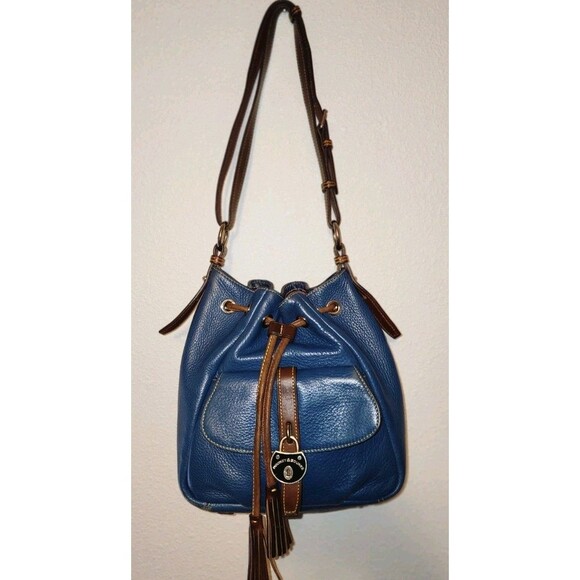 Dooney & Bourke | Bags | Vintage Dooney Bourke Drawstring Bucket Bag ...